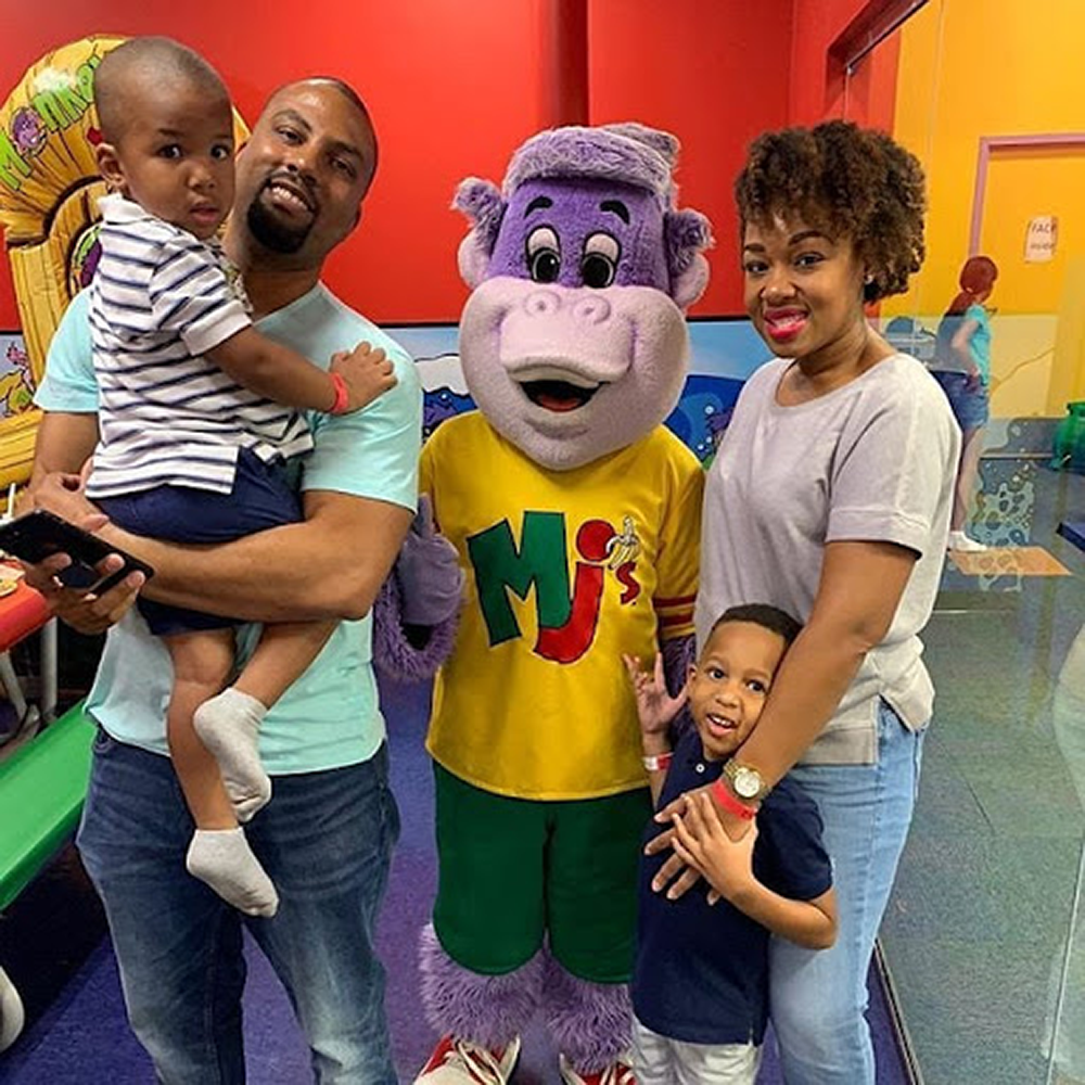 Family Fun Night Ideas to Try this Year - Monkey Joe's